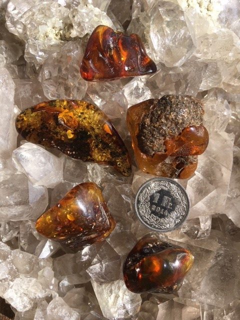 Willkommen bei Crystallos – Dein Onlineshop für Kristalle und Heilsteine